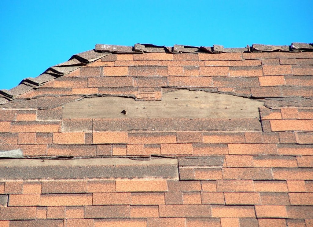 Common Roofing Damages Caused by Hurricanes and High Winds